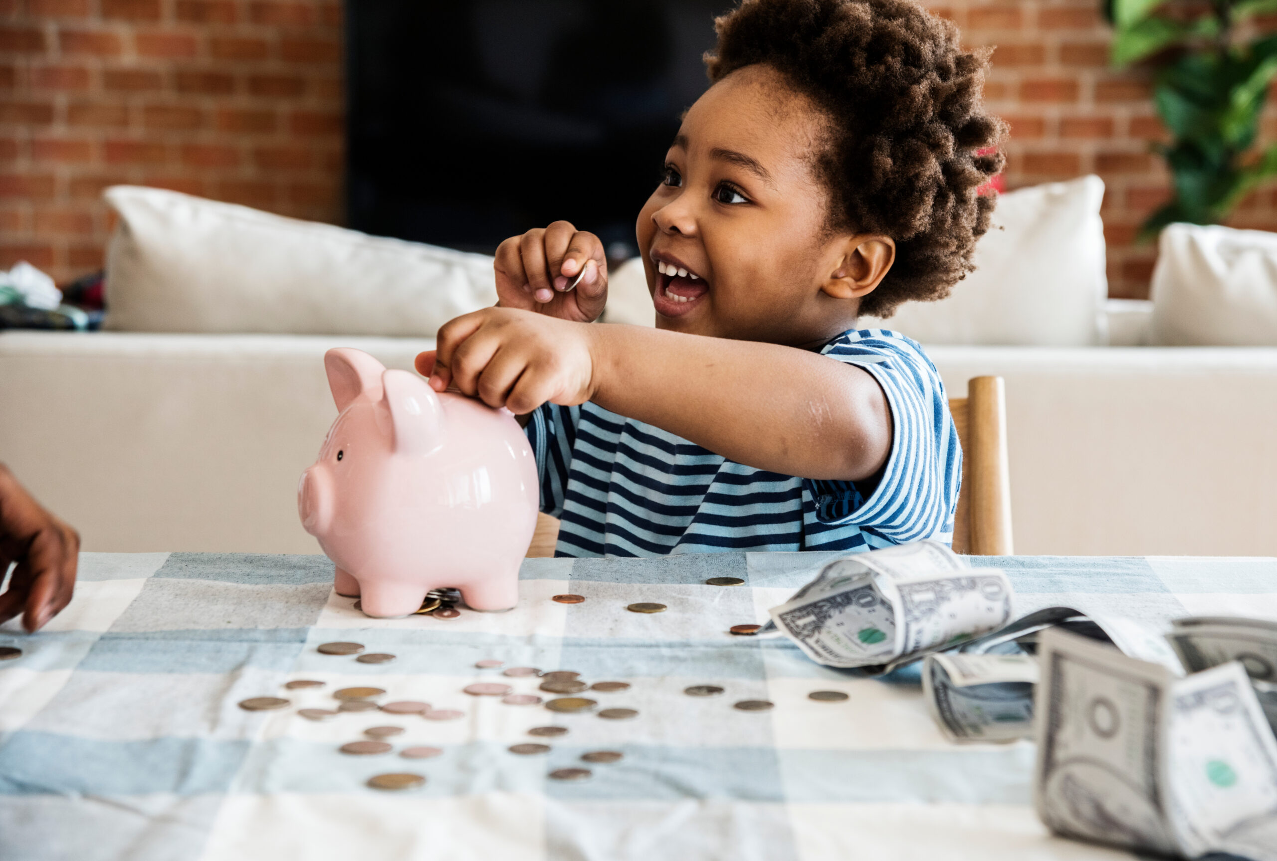 *Top 5 Ways To Help Preschoolers IDENTIFY COINS & THEIR VALUE ...