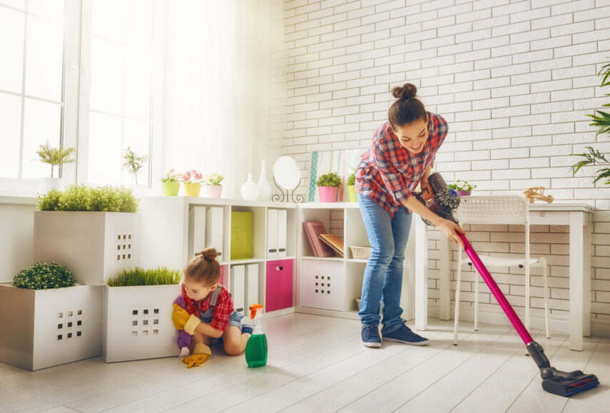 Top 5 Ways To Help Preschoolers CLEAN UP AFTER WORK/PLAY - Preschool.org